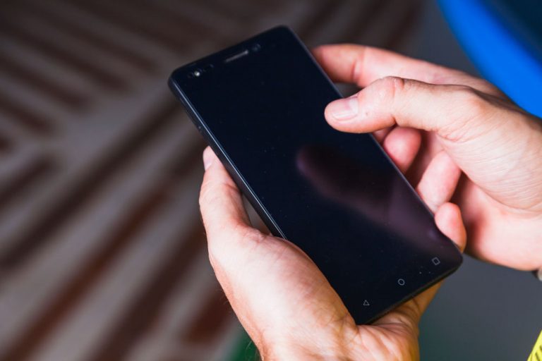Los mejores móviles Motorola Dual SIM del 2024
